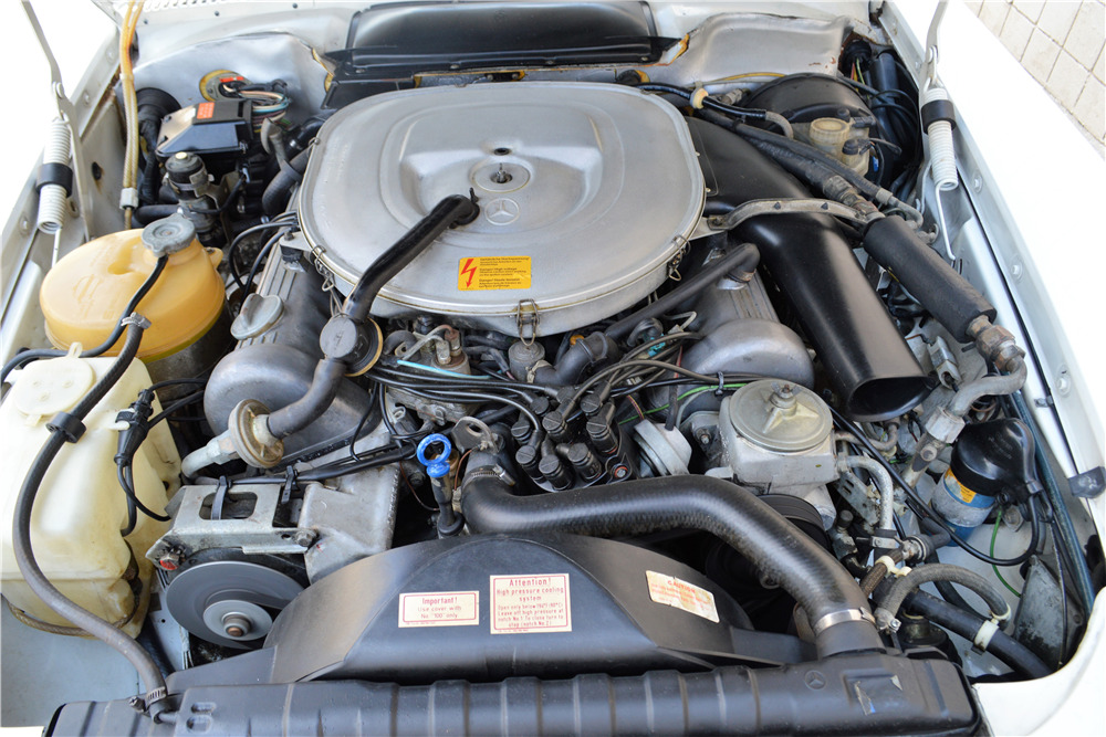 1980 MERCEDES-BENZ 450SL - Engine - 210487
