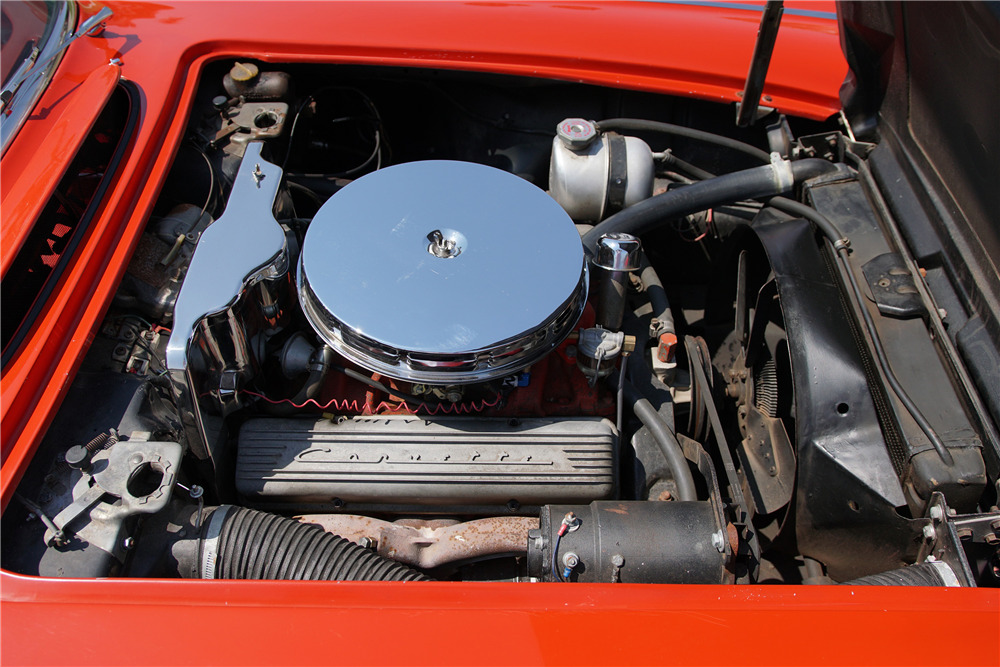1962 CHEVROLET CORVETTE 327/300 CONVERTIBLE - Engine - 210544