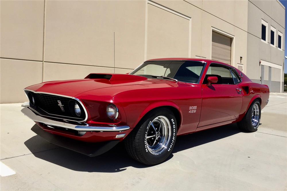 1970 FORD MUSTANG CUSTOM FASTBACK - Front 3/4 - 210562