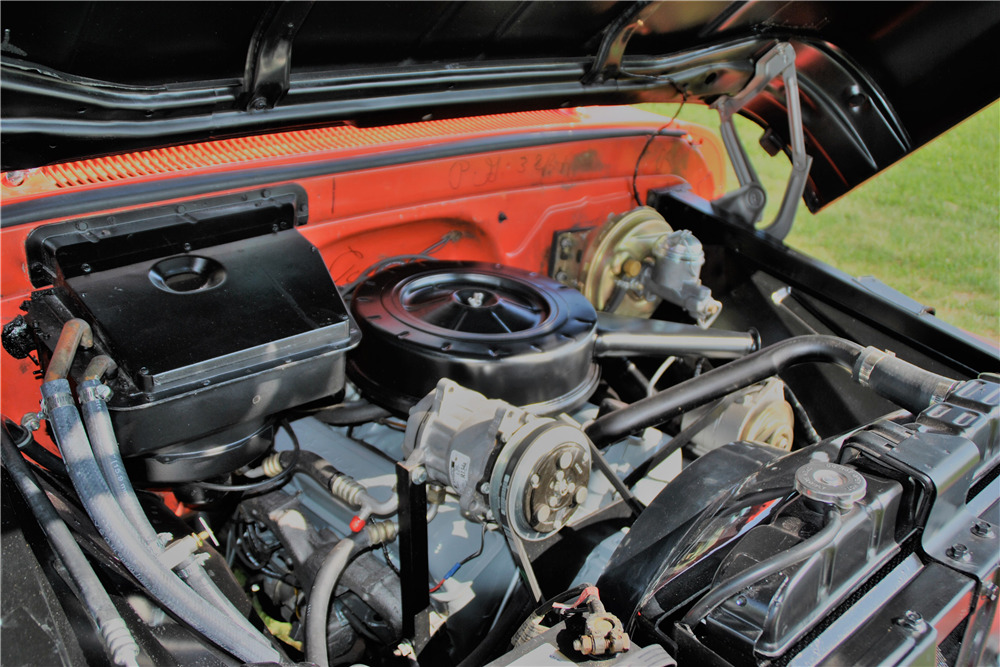 1965 CHEVROLET C10 PICKUP - Engine - 210672