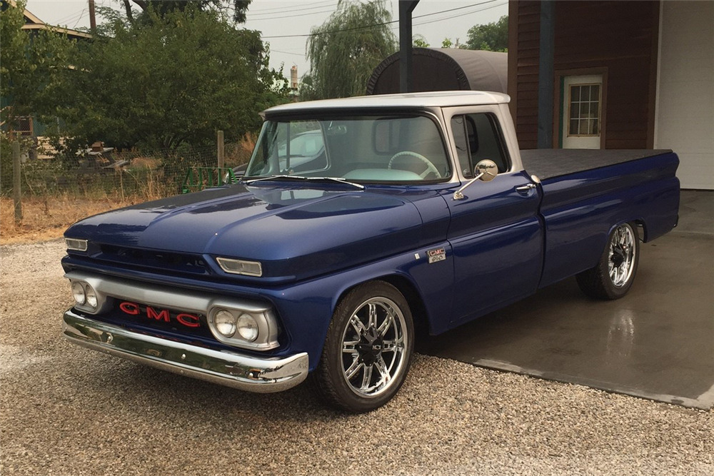 1962 GMC CUSTOM PICKUP - Front 3/4 - 210803