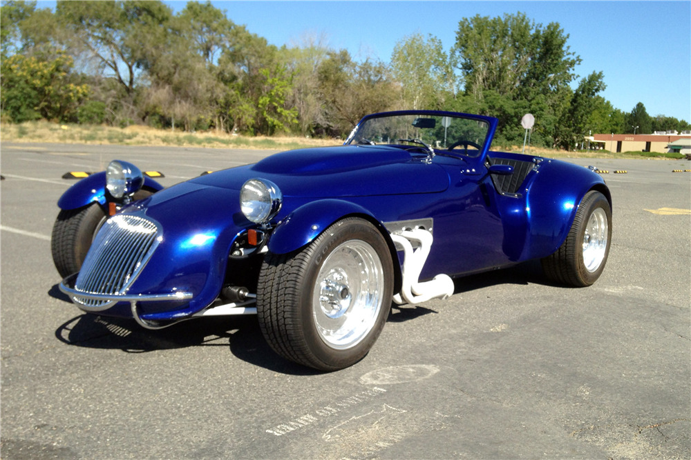 2011 KIT CUSTOM ROADSTER - Front 3/4 - 210921