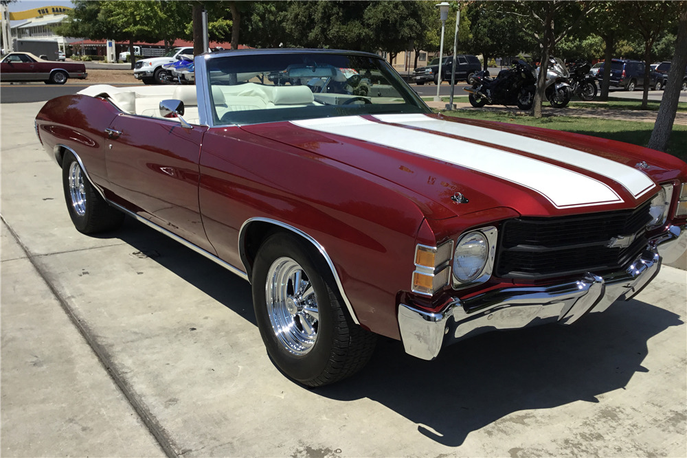 1971 CHEVROLET CHEVELLE CUSTOM CONVERTIBLE - Front 3/4 - 211060