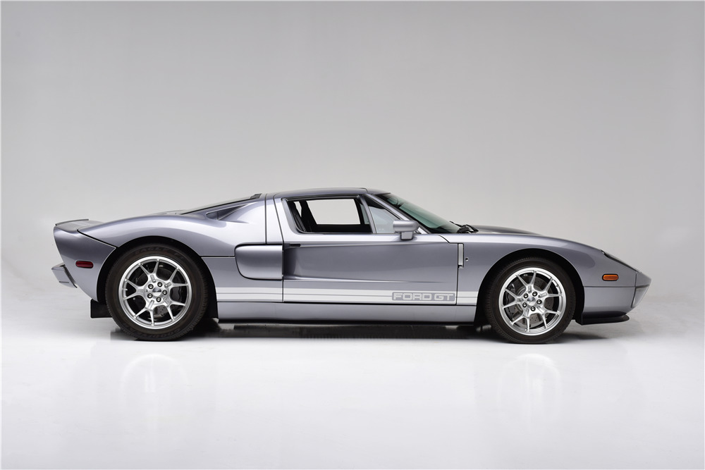 2006 FORD GT - Side Profile - 211844