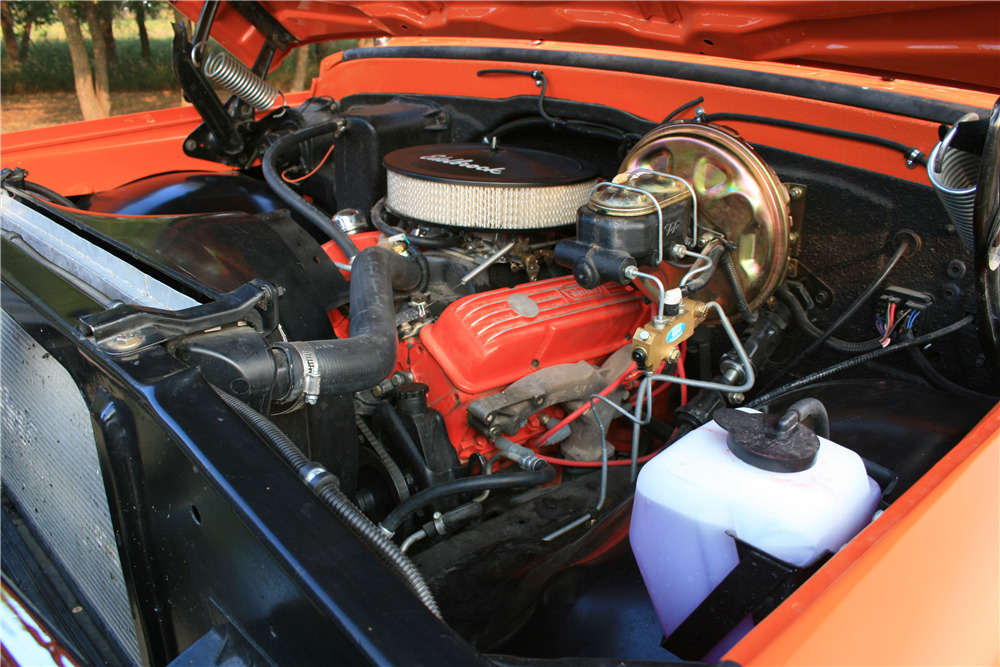 1970 GMC JIMMY 4X4 - Engine - 212324