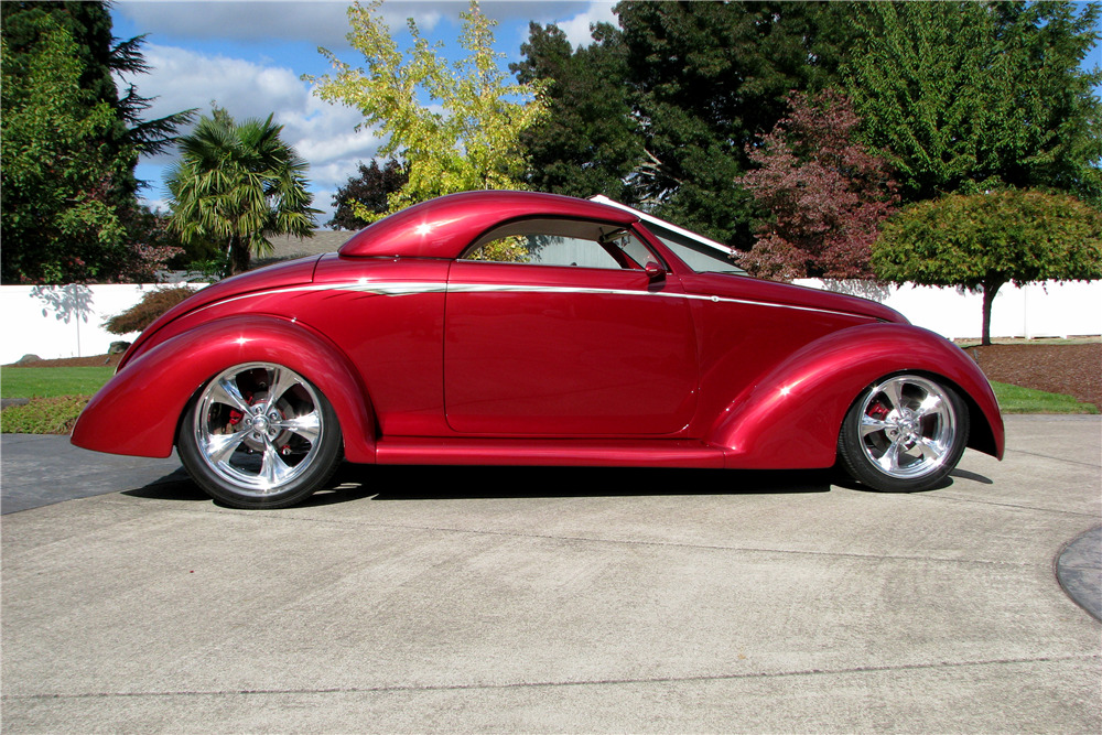 1937 FORD CUSTOM ROADSTER - Side Profile - 212581