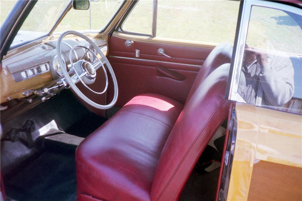 1948 FORD SPORTSMAN WOODY CONVERTIBLE - Interior - 212721