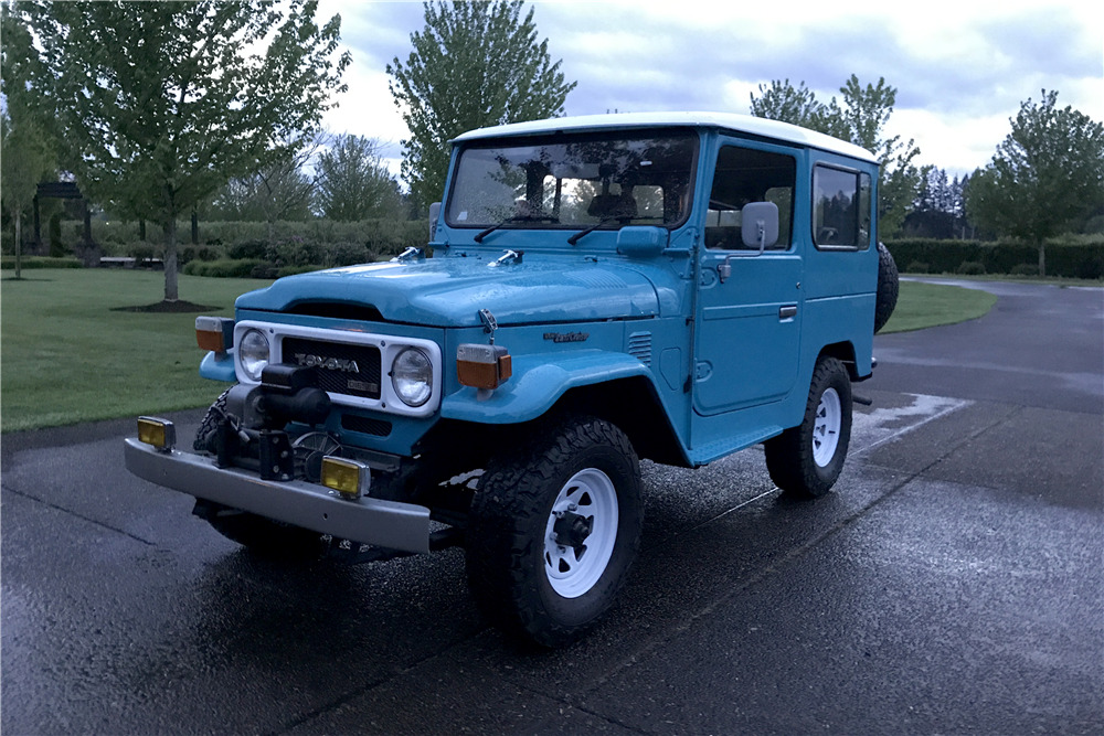 1980 TOYOTA LAND CRUISER BJ41 - Front 3/4 - 212893