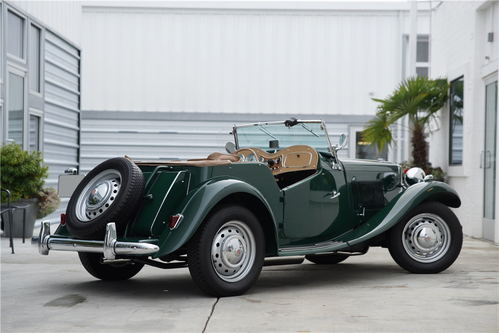 1951 MG TD ROADSTER - Rear 3/4 - 212927