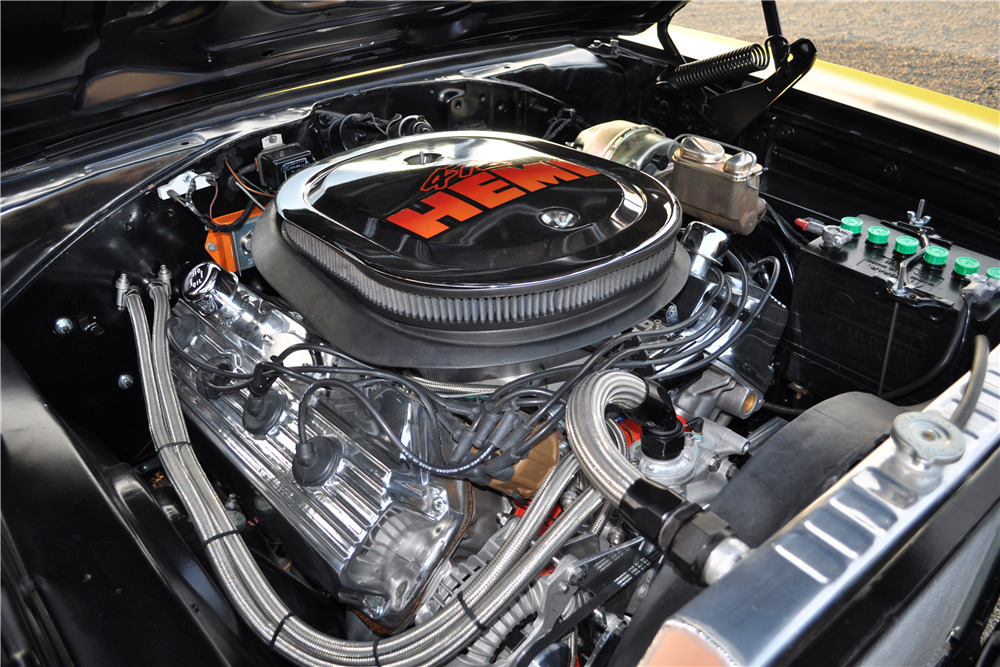 1969 PLYMOUTH HEMI ROAD RUNNER - Engine - 213225