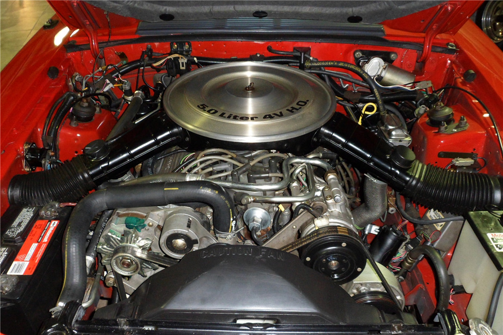 1985 FORD MUSTANG FASTBACK - Engine - 213529