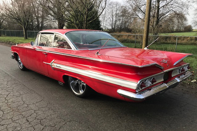 1960 CHEVROLET IMPALA - Rear 3/4 - 213537
