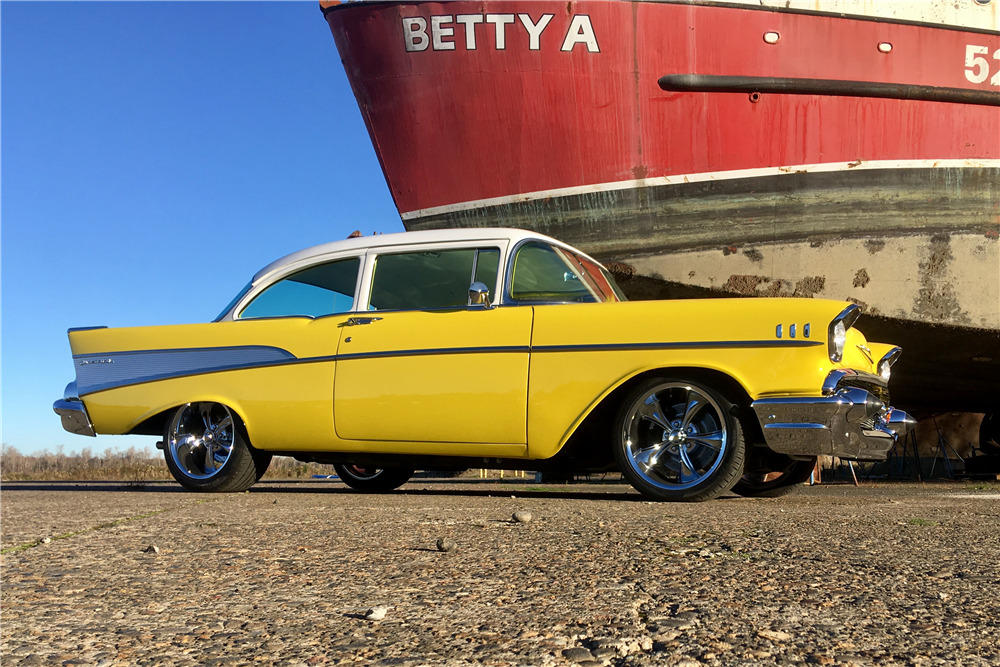 1957 CHEVROLET 210 CUSTOM 2 DOOR POST - Side Profile - 213893