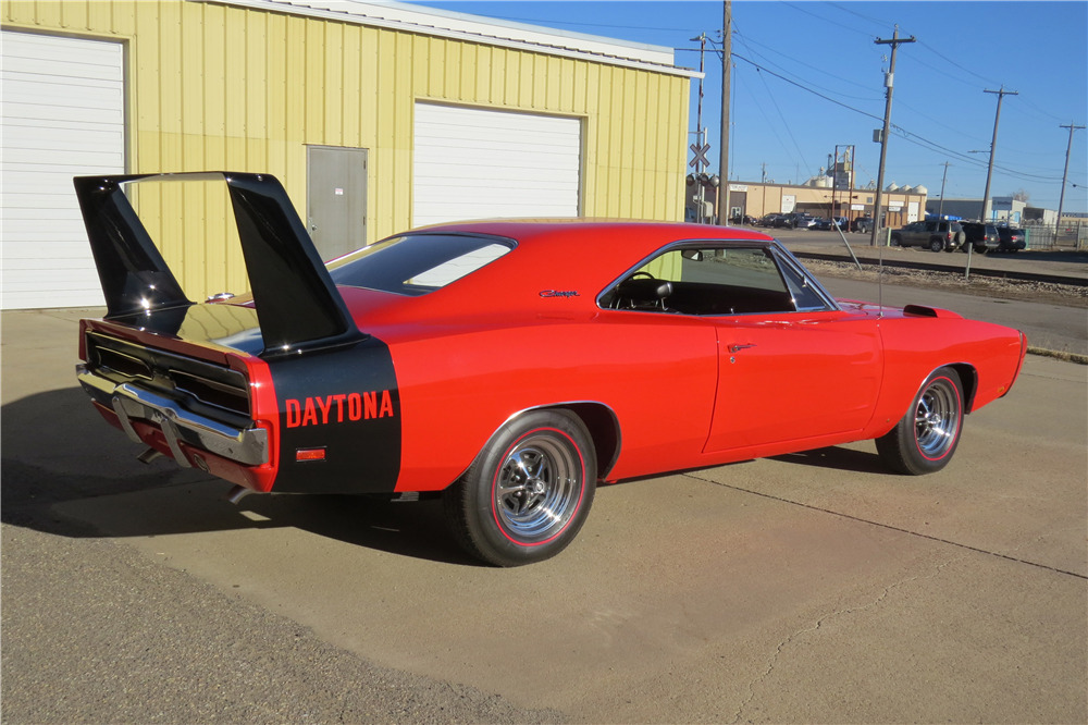 1969 DODGE CHARGER DAYTONA - Rear 3/4 - 213894