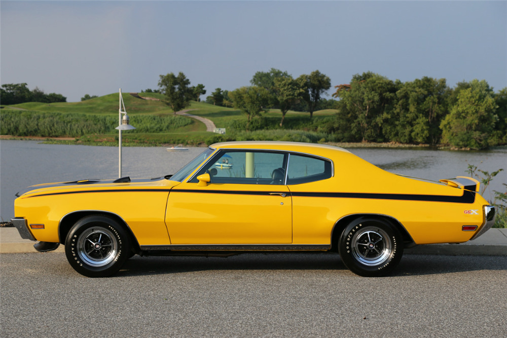 1970 BUICK GSX COUPE - Side Profile - 214127