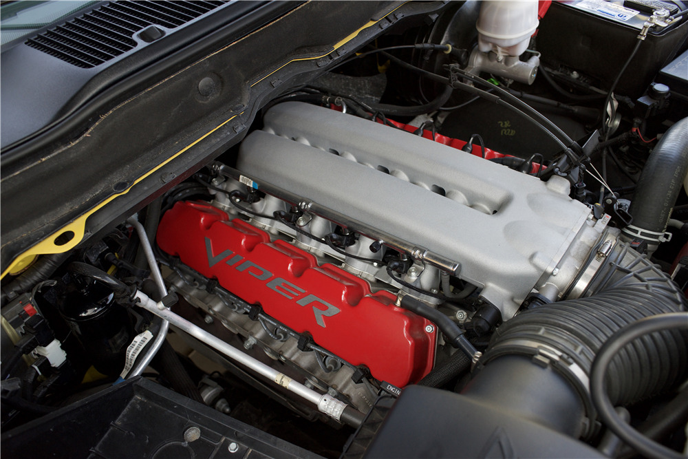 2005 DODGE RAM SRT-10 PICKUP - Engine - 214613
