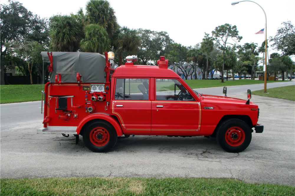 1986 NISSAN SAFARI FIRE TRUCK - Side Profile - 217522