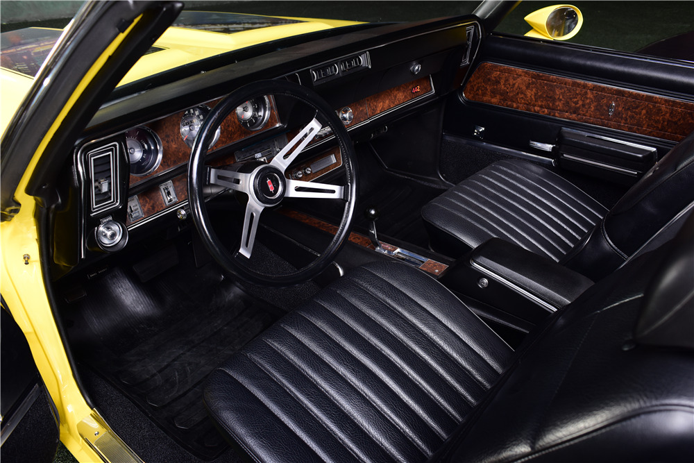 1970 OLDSMOBILE 442 CONVERTIBLE - Interior - 217651