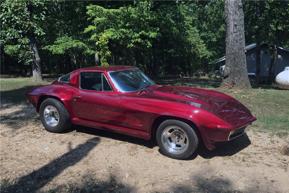 1966 CHEVROLET CORVETTE CUSTOM COUPE - Front 3/4 - 217983