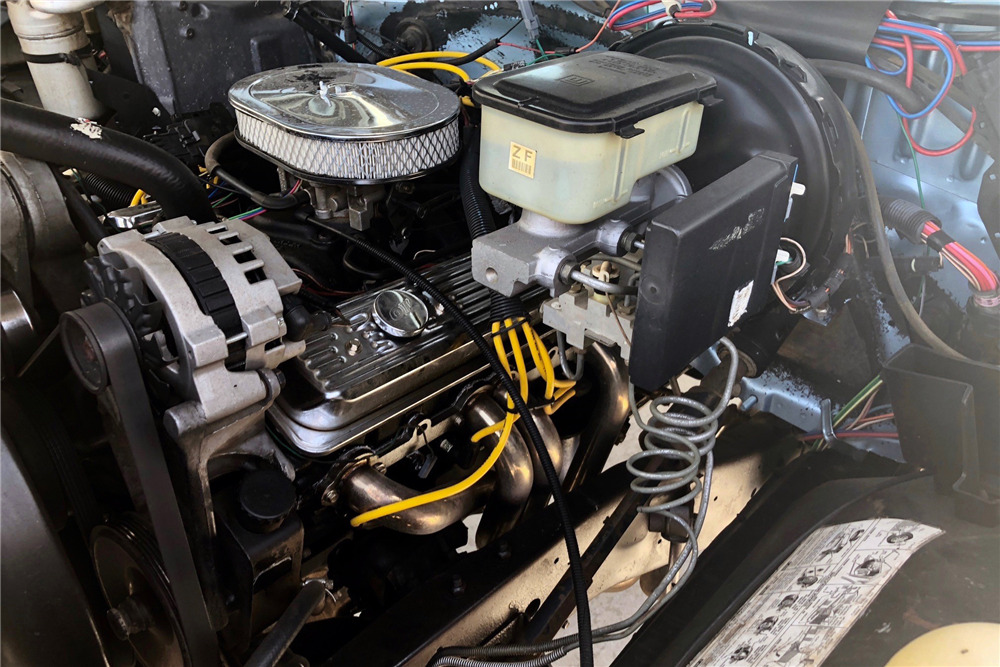 1990 GMC JIMMY CUSTOM 4X4 - Engine - 218338