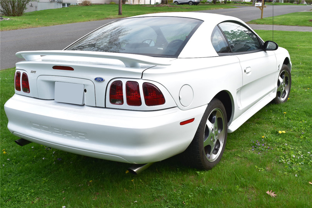 1997 FORD MUSTANG COBRA SVT - Rear 3/4 - 219282