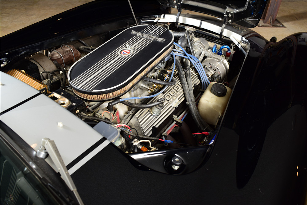 1992 COBRA RE-CREATION ROADSTER - Engine - 220137