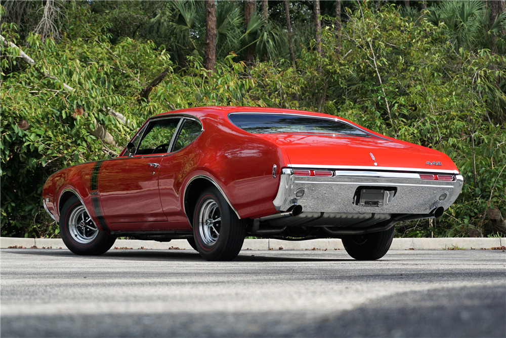 1968 OLDSMOBILE 442 W30 - Rear 3/4 - 220479