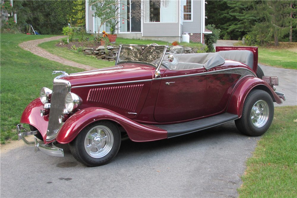 1934 FORD ROADSTER CUSTOM CONVERTIBLE - Front 3/4 - 220796