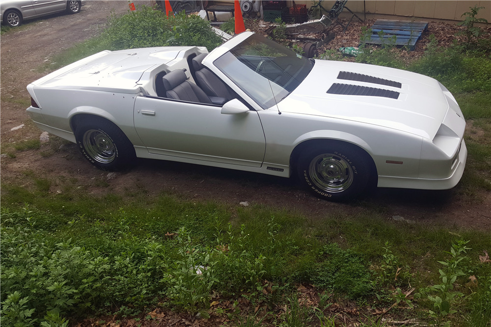 1985 CHEVROLET CAMARO Z/28 CONVERTIBLE - Side Profile - 220797
