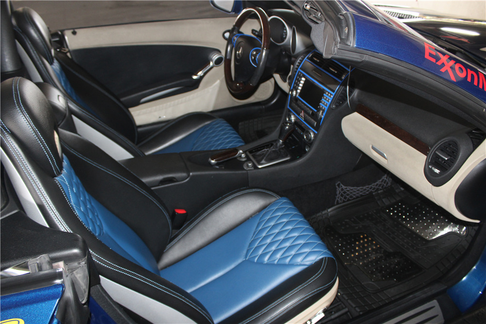 2006 MERCEDES-BENZ SLK350 CUSTOM ROADSTER - Interior - 221103
