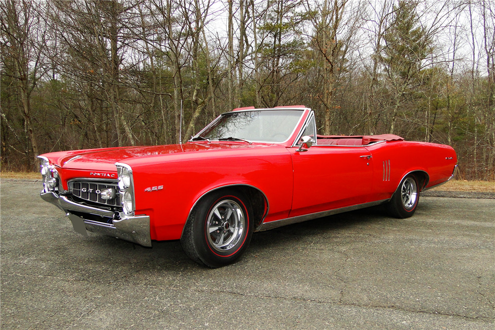 1967 PONTIAC LEMANS CONVERTIBLE - Front 3/4 - 221125