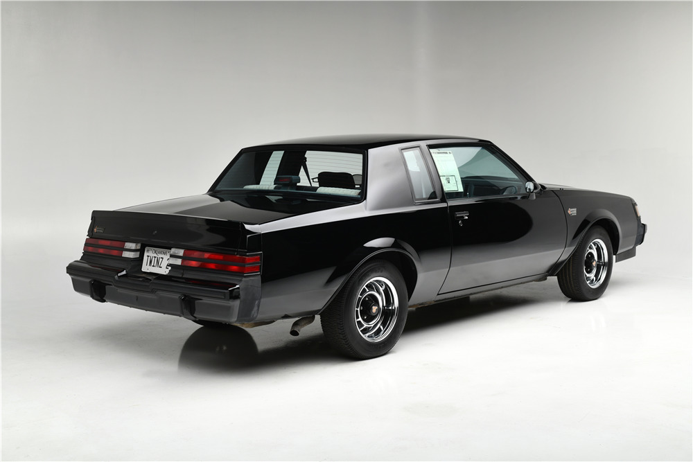 1987 BUICK GRAND NATIONAL - Rear 3/4 - 221801