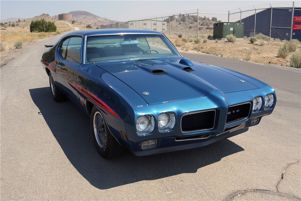 1970 PONTIAC GTO CUSTOM COUPE - Front 3/4 - 222057