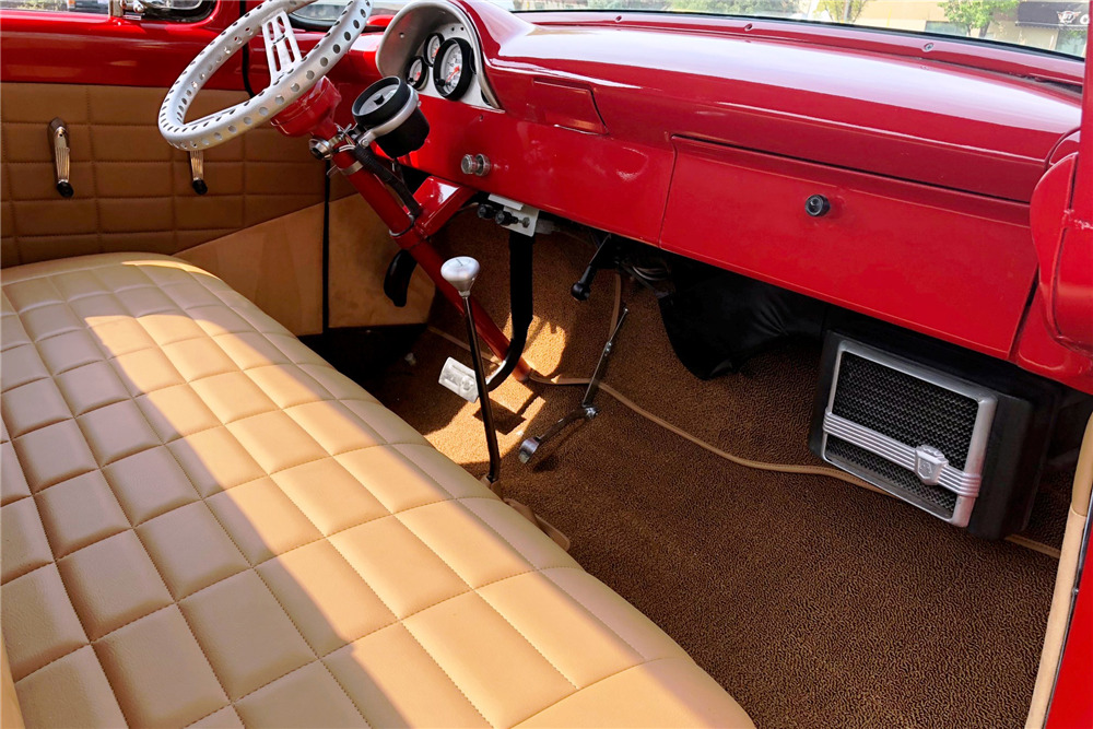 1956 FORD F-100 CUSTOM PICKUP - Interior - 222134