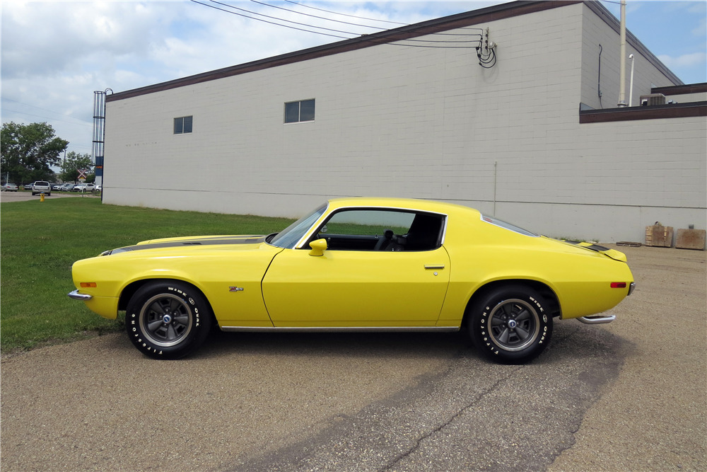 1970 CHEVROLET CAMARO Z/28 - Side Profile - 222248