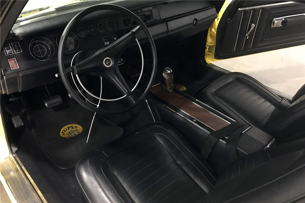 1970 DODGE SUPER BEE - Interior - 222253