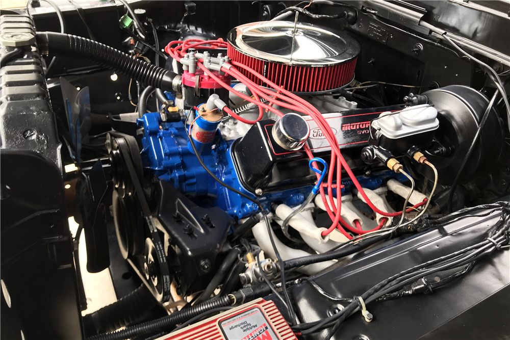 1974 FORD F-100 4X4 PICKUP - Engine - 222430