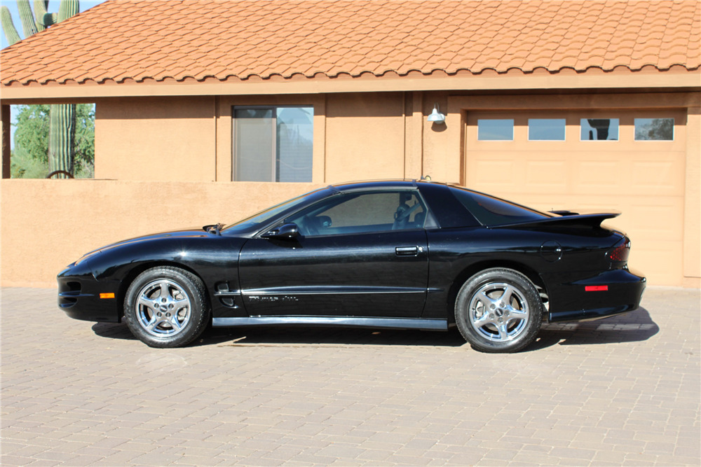 1998 PONTIAC FIREBIRD TRANS AM - Side Profile - 222461