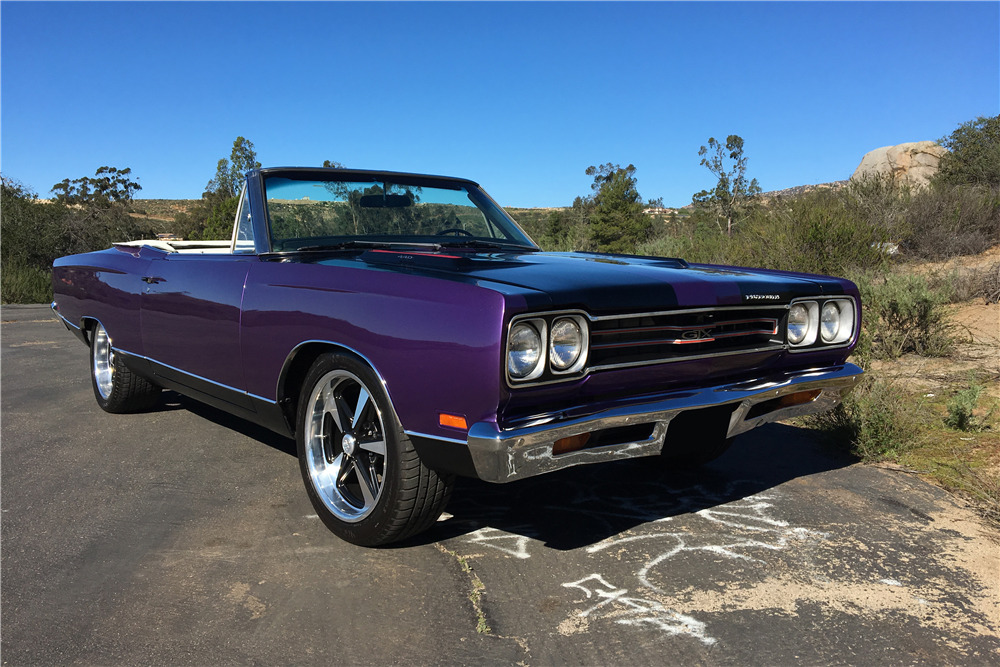 1969 PLYMOUTH GTX CUSTOM CONVERTIBLE - Front 3/4 - 222658