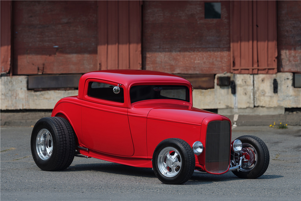 1932 FORD 3-WINDOW CUSTOM COUPE