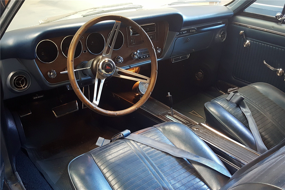 1966 PONTIAC GTO CUSTOM 2-DOOR POST - Interior - 224165