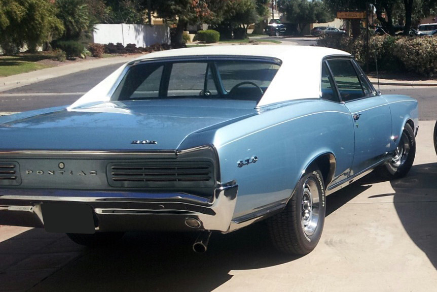 1966 PONTIAC GTO CUSTOM 2-DOOR POST - Rear 3/4 - 224165