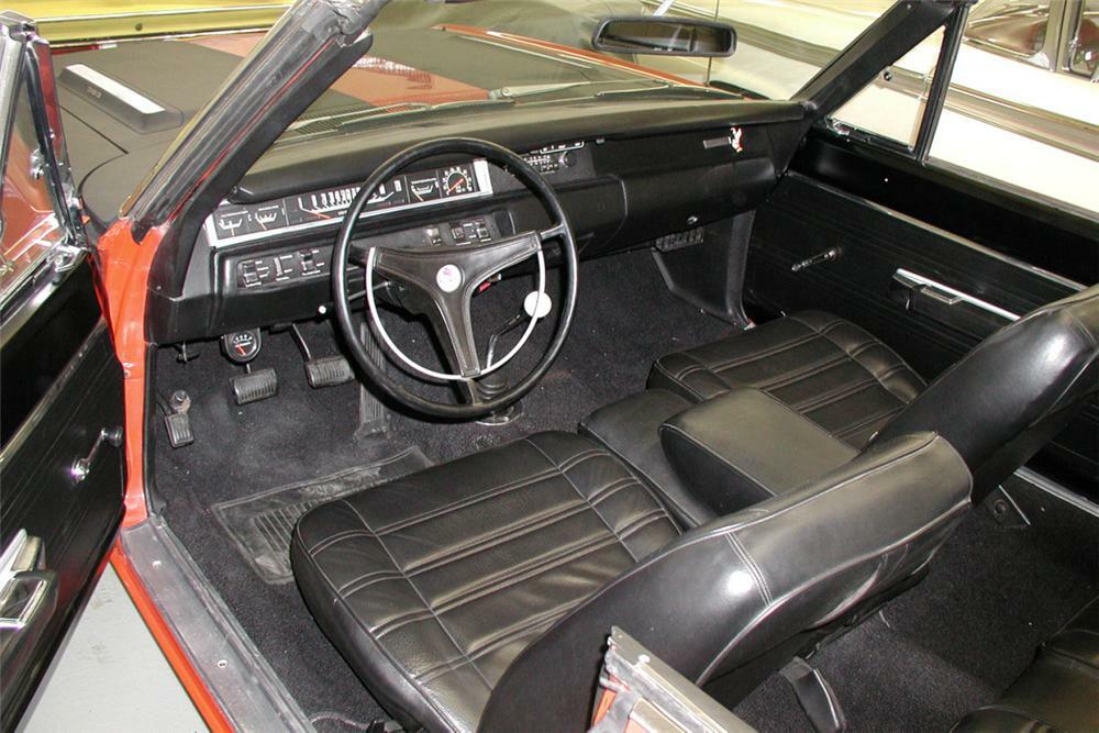 1969 PLYMOUTH ROAD RUNNER CONVERTIBLE - Interior - 22446