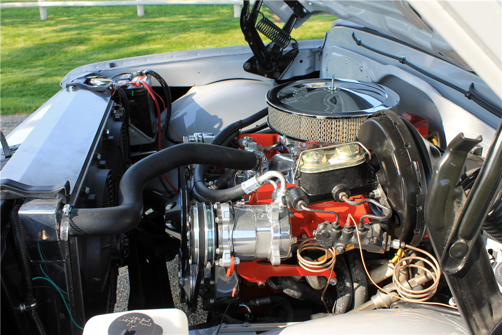1968 CHEVROLET C10 CUSTOM PICKUP - Engine - 224601