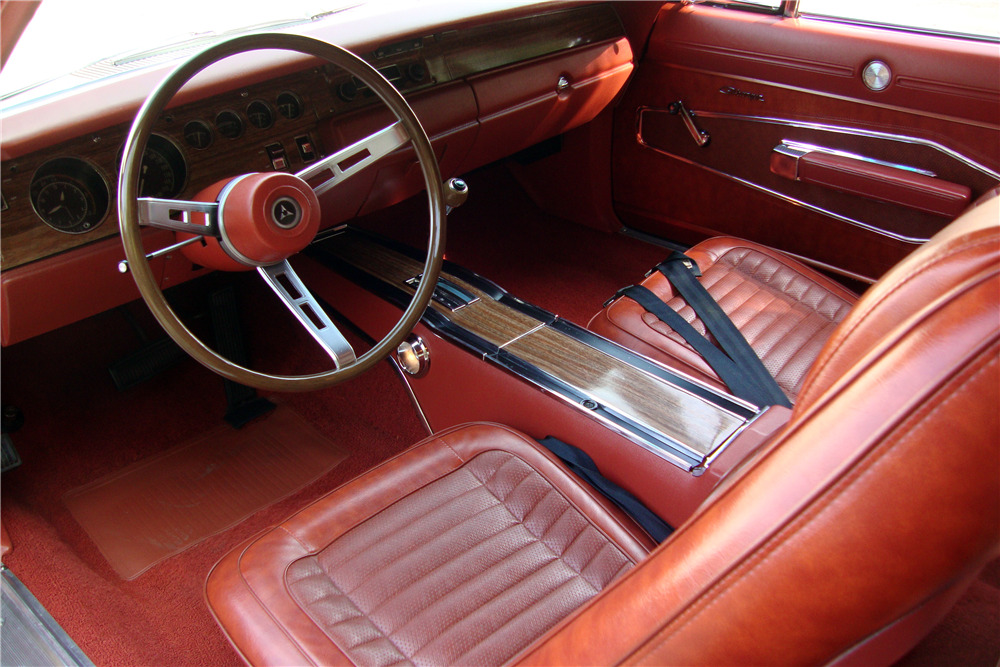Dodge Charger 1970 Interior