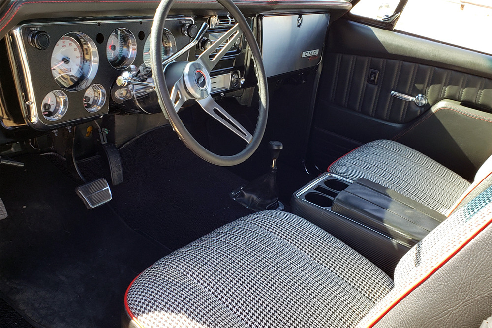1971 GMC JIMMY CUSTOM 4X4 - Interior - 225045