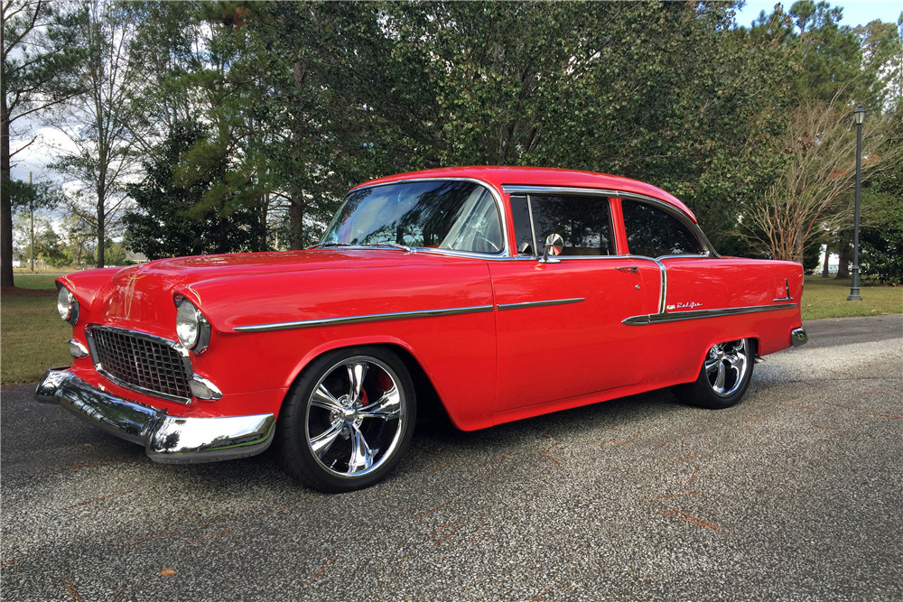 1955 CHEVROLET CUSTOM 2-DOOR POST - Front 3/4 - 225100