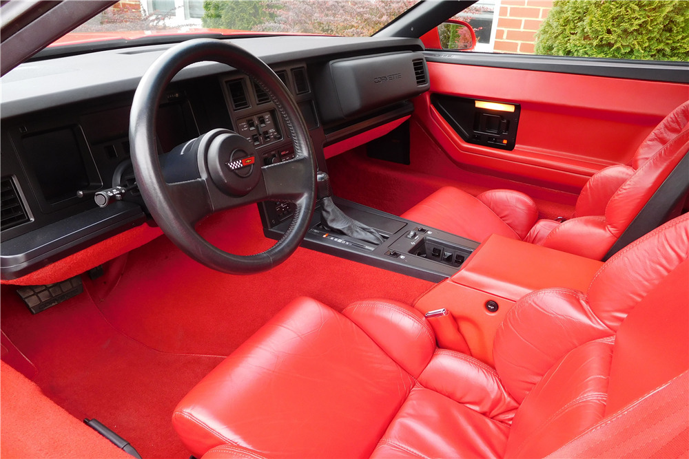 1989 CHEVROLET CORVETTE - Interior - 225221