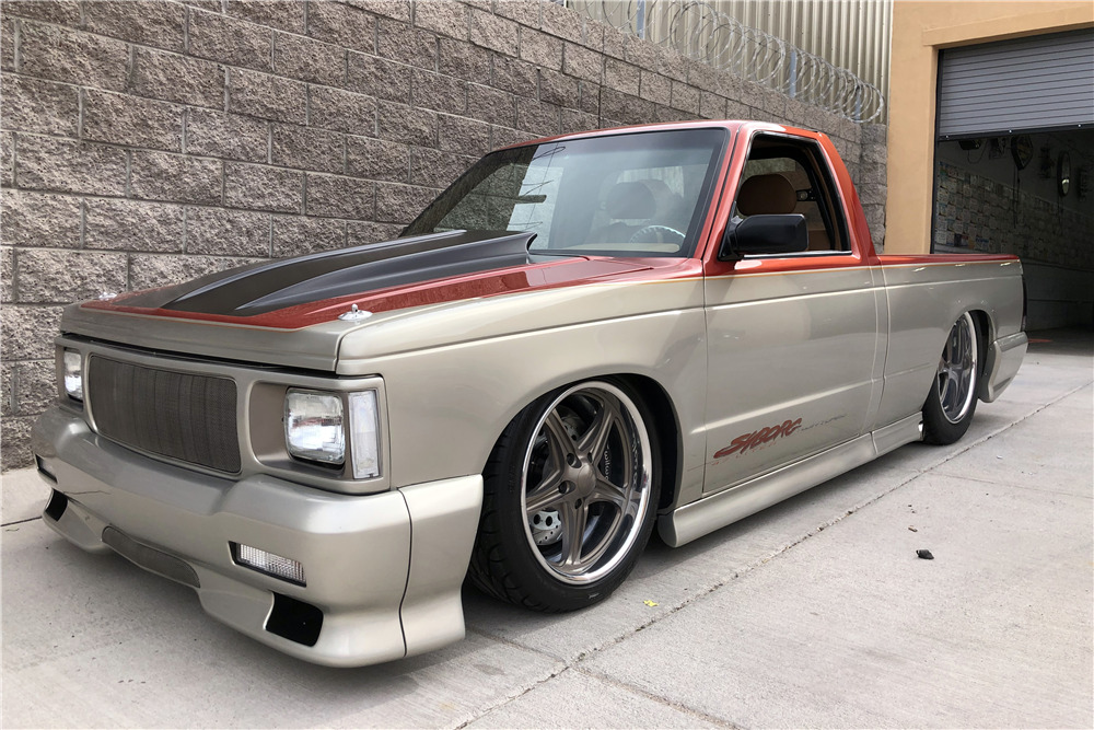 1992 GMC SYCLONE CUSTOM PICKUP "THE SYBORG" - Front 3/4 - 225455