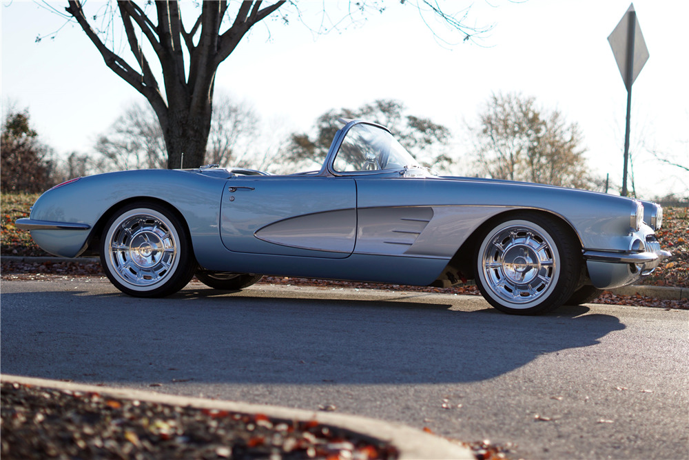 1960 CHEVROLET CORVETTE CUSTOM CONVERTIBLE - Side Profile - 225529